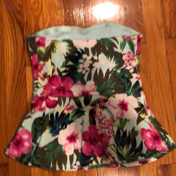 Express | Tops | Pendulum Top | Poshmark